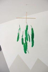 Kids Room Decor: A DIY Feather Mobile - THE SWEETEST DIGS